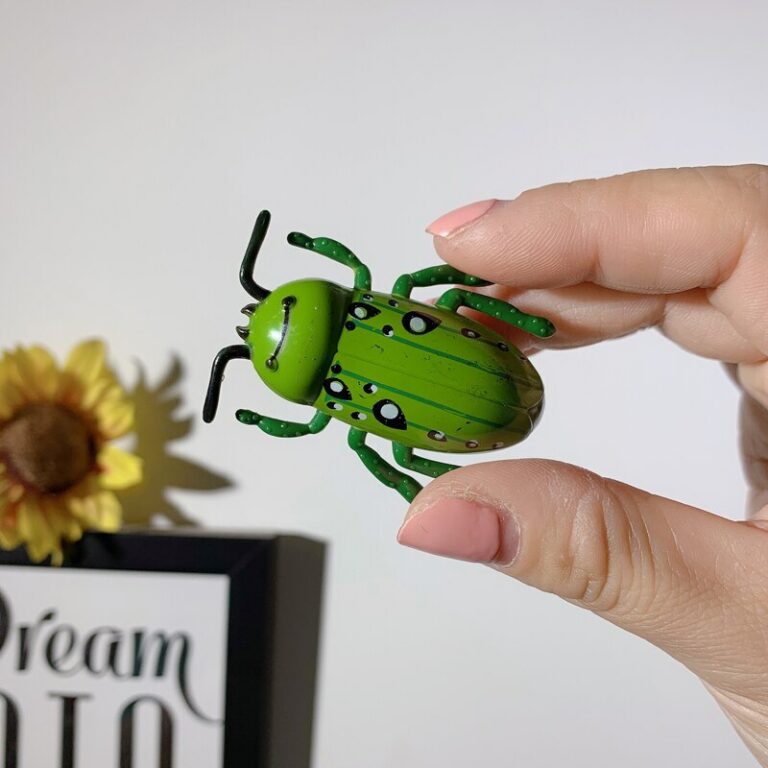 Interactive Batterypowered Mini Bug Toys For Cats Ladybug Hornet Beetle ...